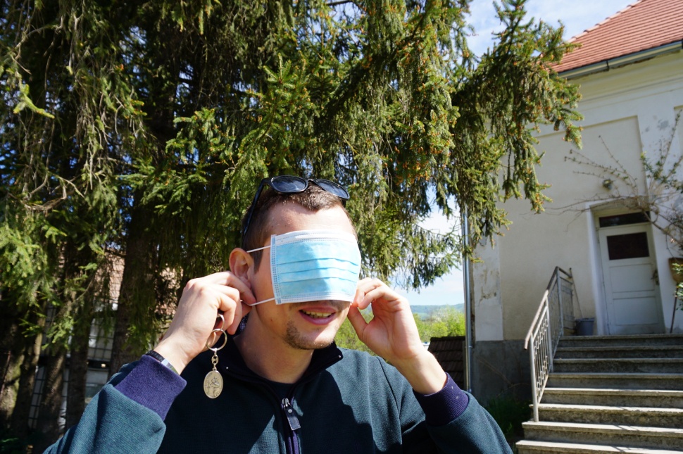 Maszkabál: hogyan viseld?